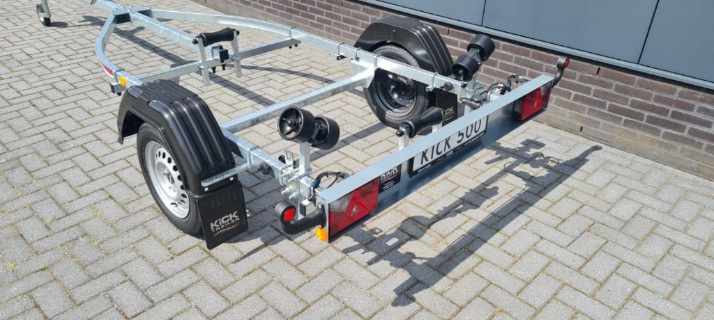 Qwest Marine Romania. KICK Trailer KT500