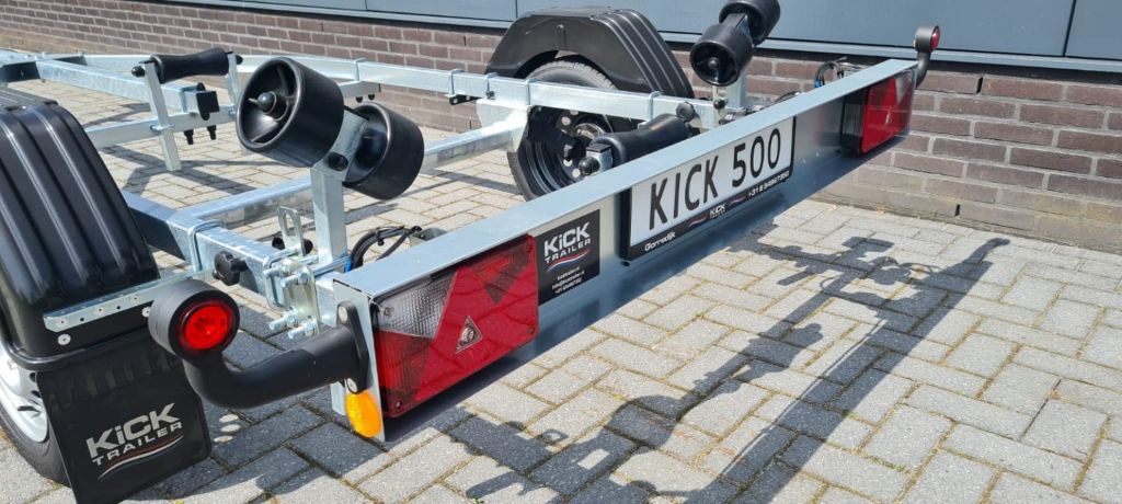 Qwest Marine Romania. KICK Trailer KT500
